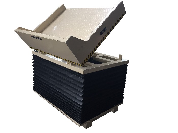 Special lift table :: Silverstone Materialhantering